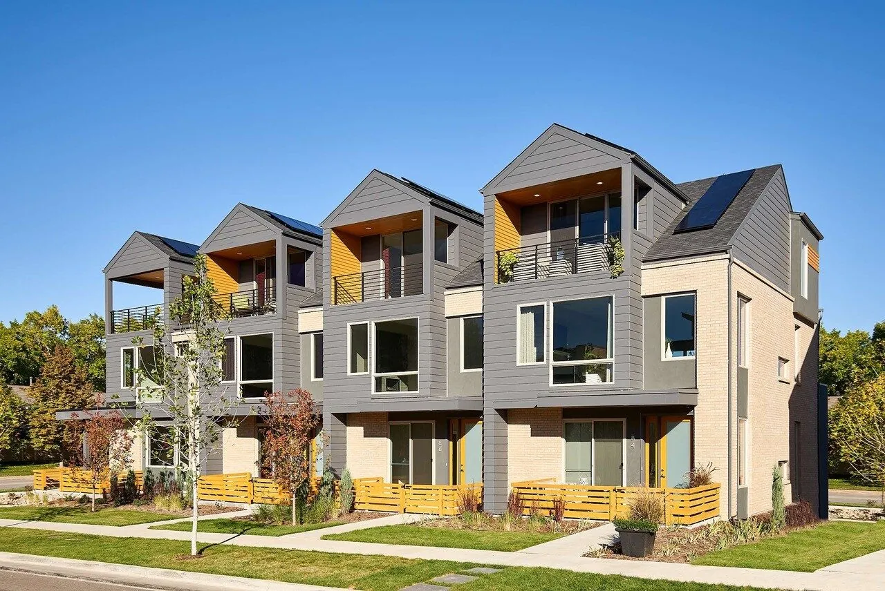 HOA vs. Metro Districts: Differences & Which to Choose - Koelbel